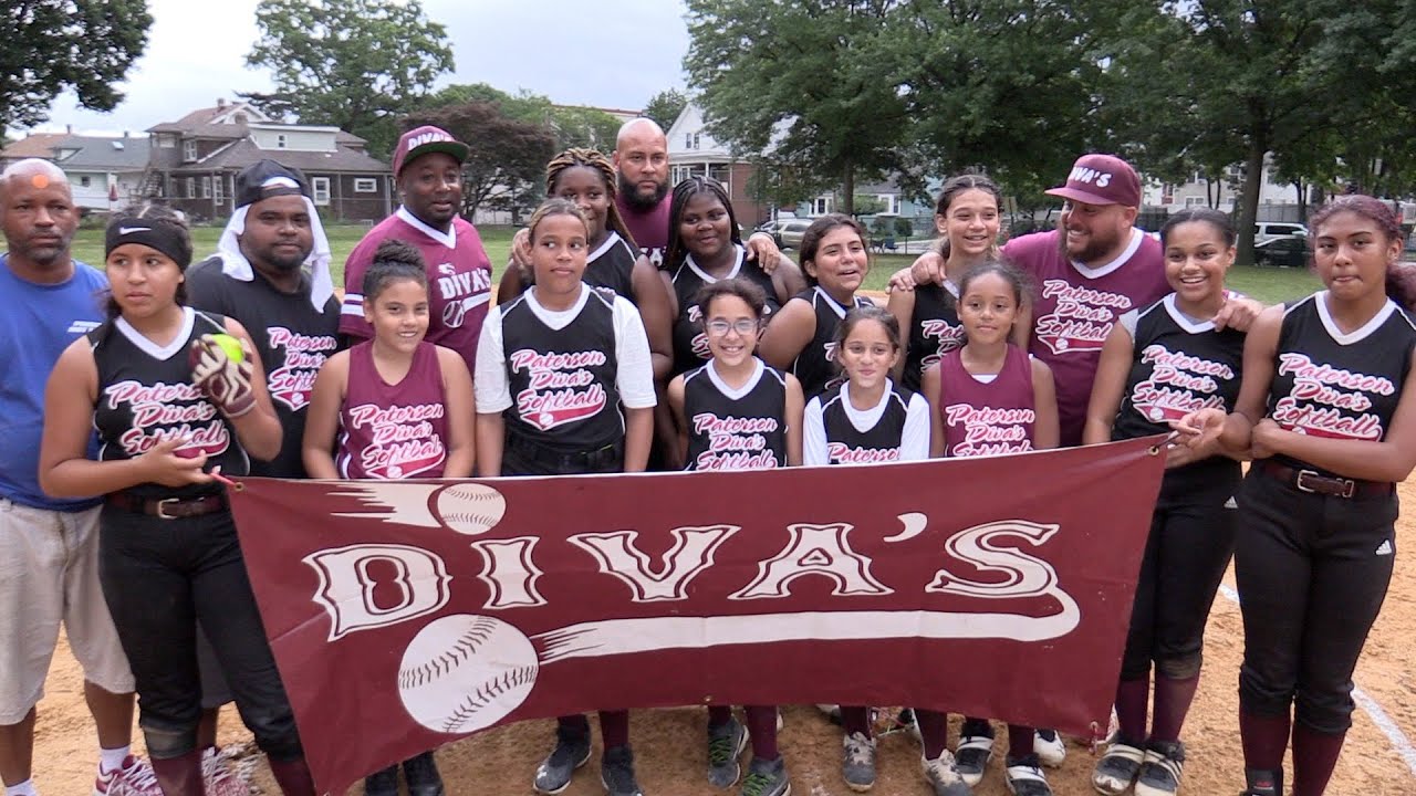 Mustangs Vs. Divas Paterson Girls Softball Championship Game Three at ...