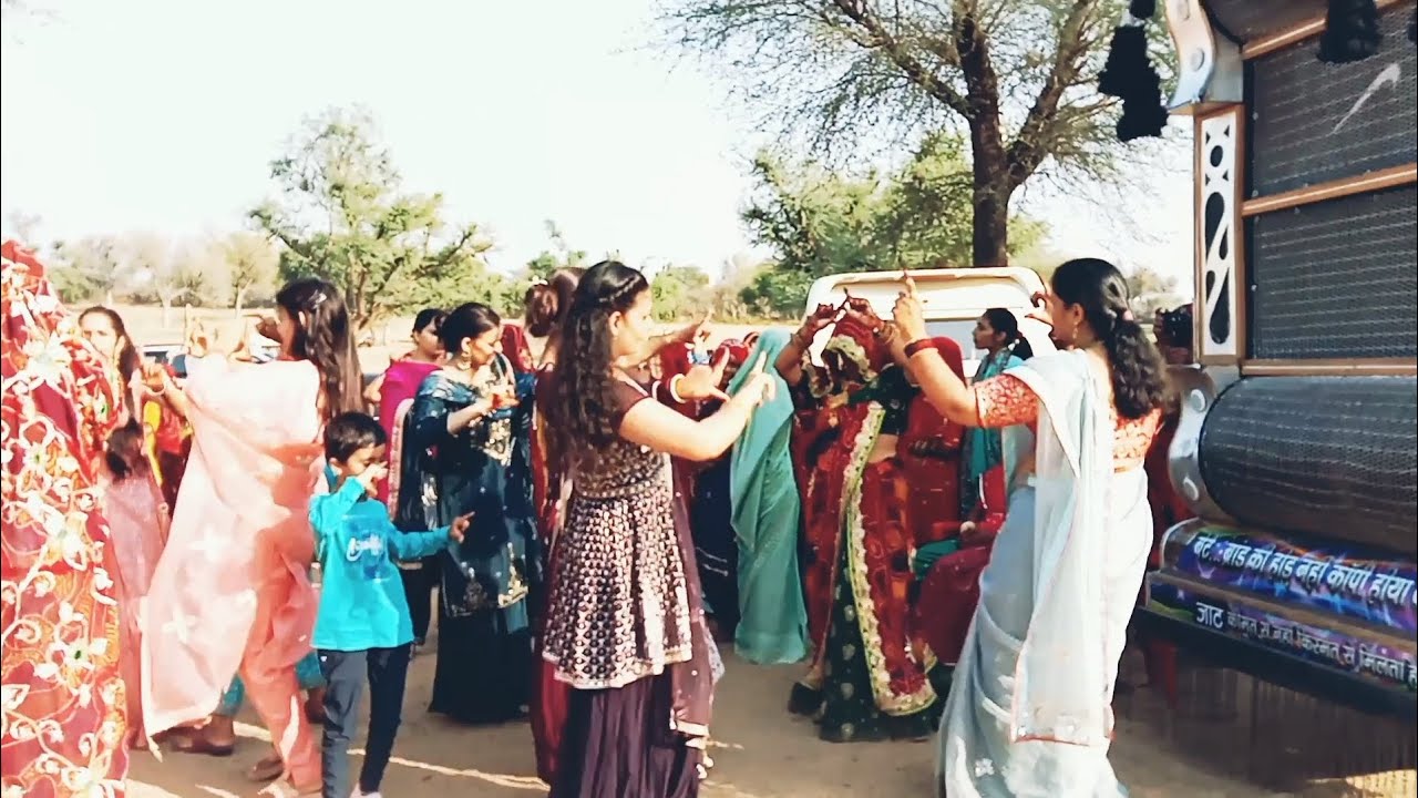 Film Chandrawal Dekhungi Song | Dance Video😱|Ruchika J, Pranjal D ...
