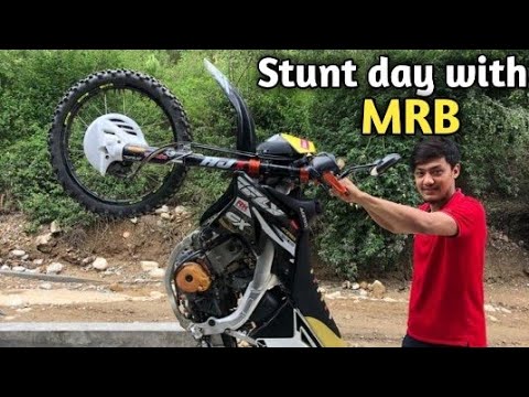 MRB dai stunt on CX250se || Motomaniac prabhat || - YouTube