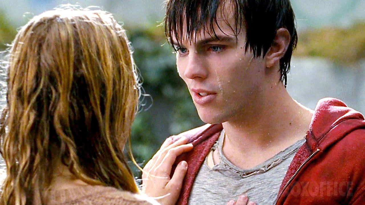 Zombie becomes a human through love | Warm Bodies | CLIP - YouTube