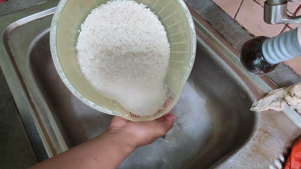 cara orang zaman dahulu menanak nasi | menanak nasi secara tradisional ...