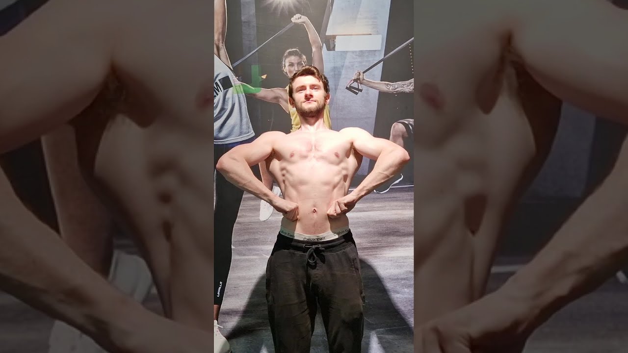 First Time Hitting A Lat Spread - YouTube