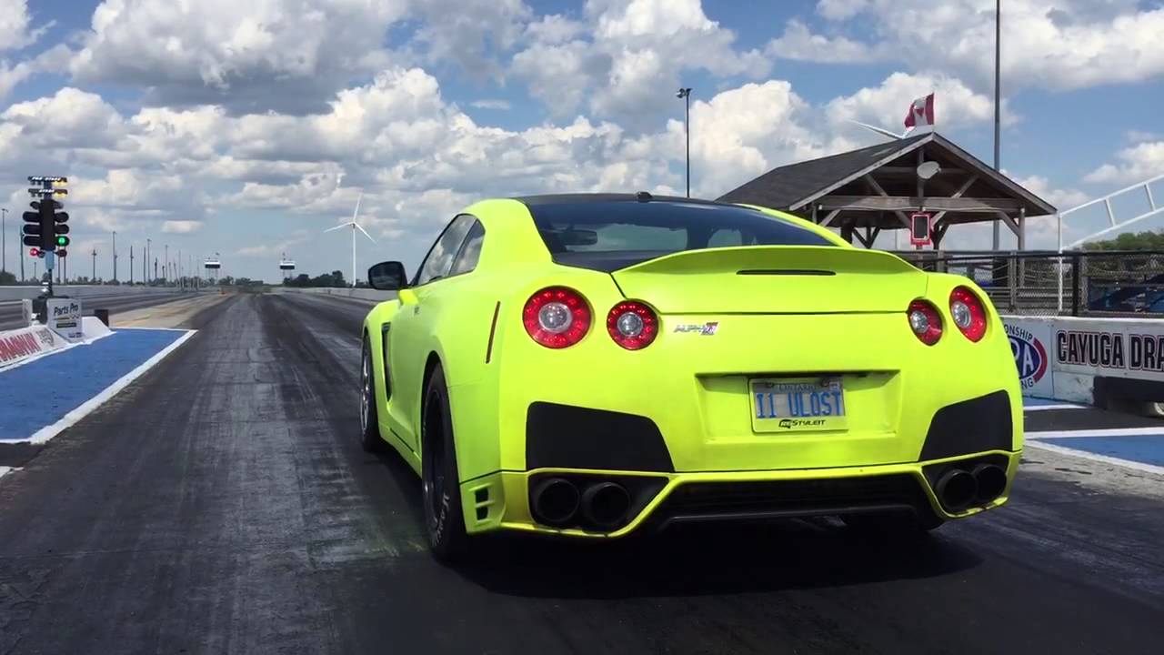 Canada's First 8 second GTR and fastest GTR 8.84 @ 163 - YouTube