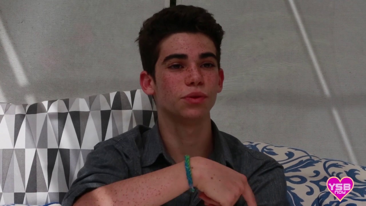 DESCENDANTS 2 Star Cameron Boyce's Full Circle Moment With Debby Ryan ...