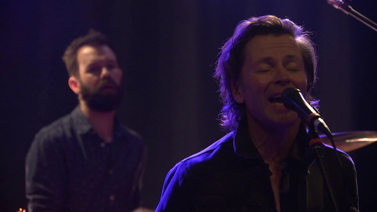 Andre Warhurst & The Rare Byrds: Blue Eyed Gun - YouTube