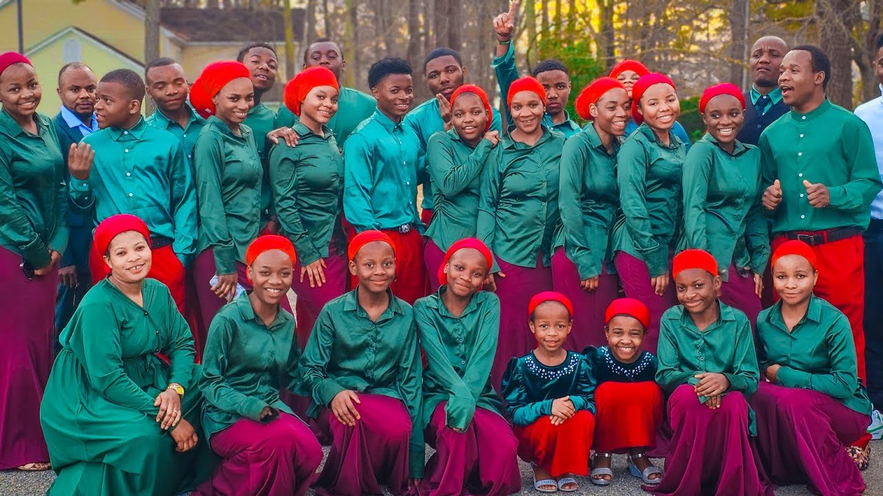 umoja kwaya kwenye mkutano wa Christmas Newport News Virginia - YouTube