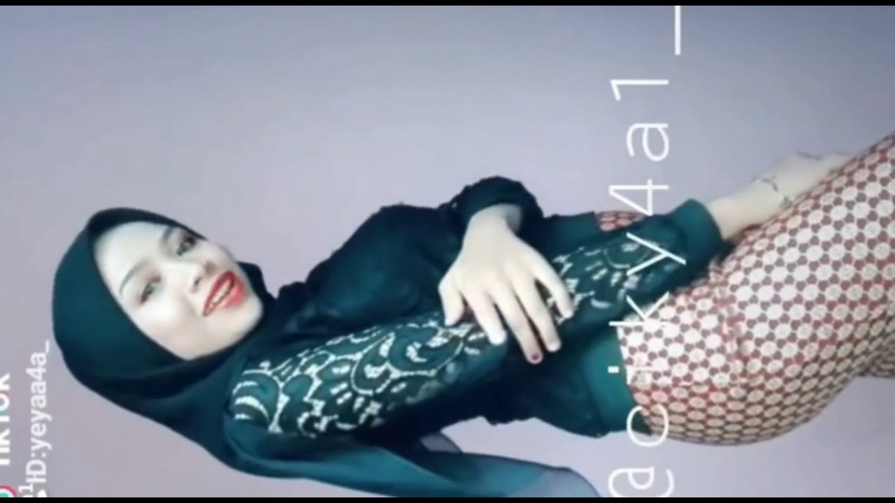 Viral Tik Tok Hijab Gelek Punggung 💋 Goyang Nafsu 💘 Bikin Gak Tahan 😋 Youtube