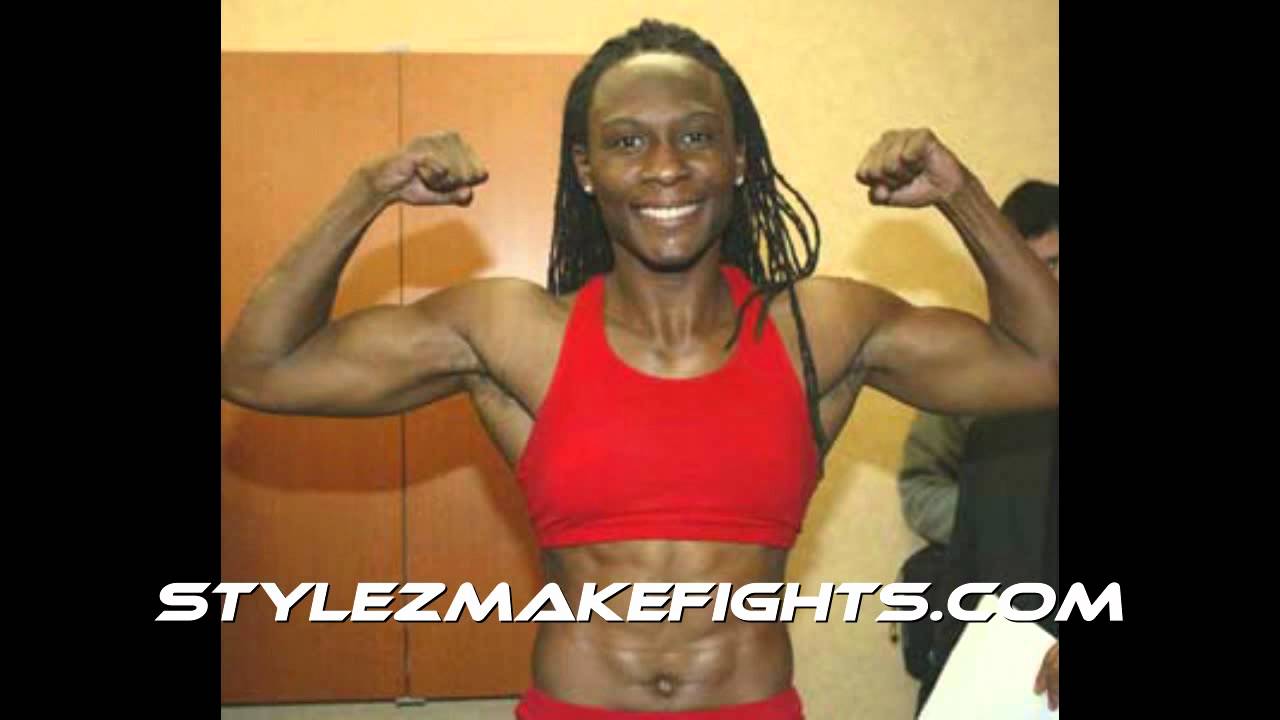 Chevelle Hallback Interview-StylezMakeFights.com - YouTube