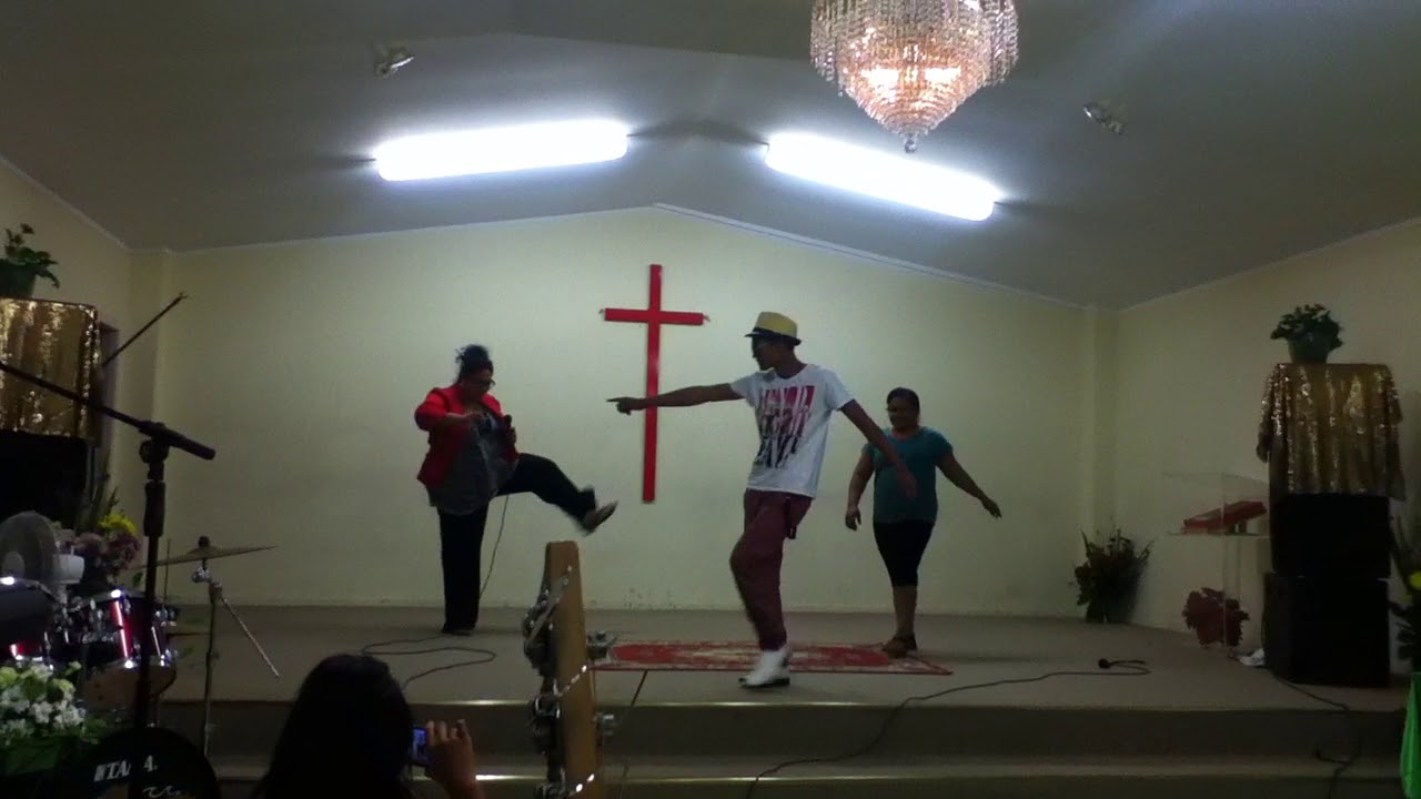 ISAOG CHURCH NEW YEARS SKIT 2012 - YouTube