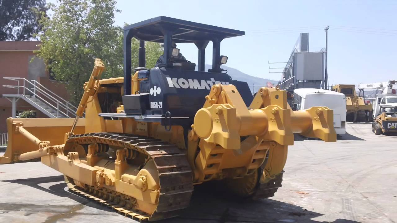 TRACTOR KOMATSU D85A-21 - YouTube