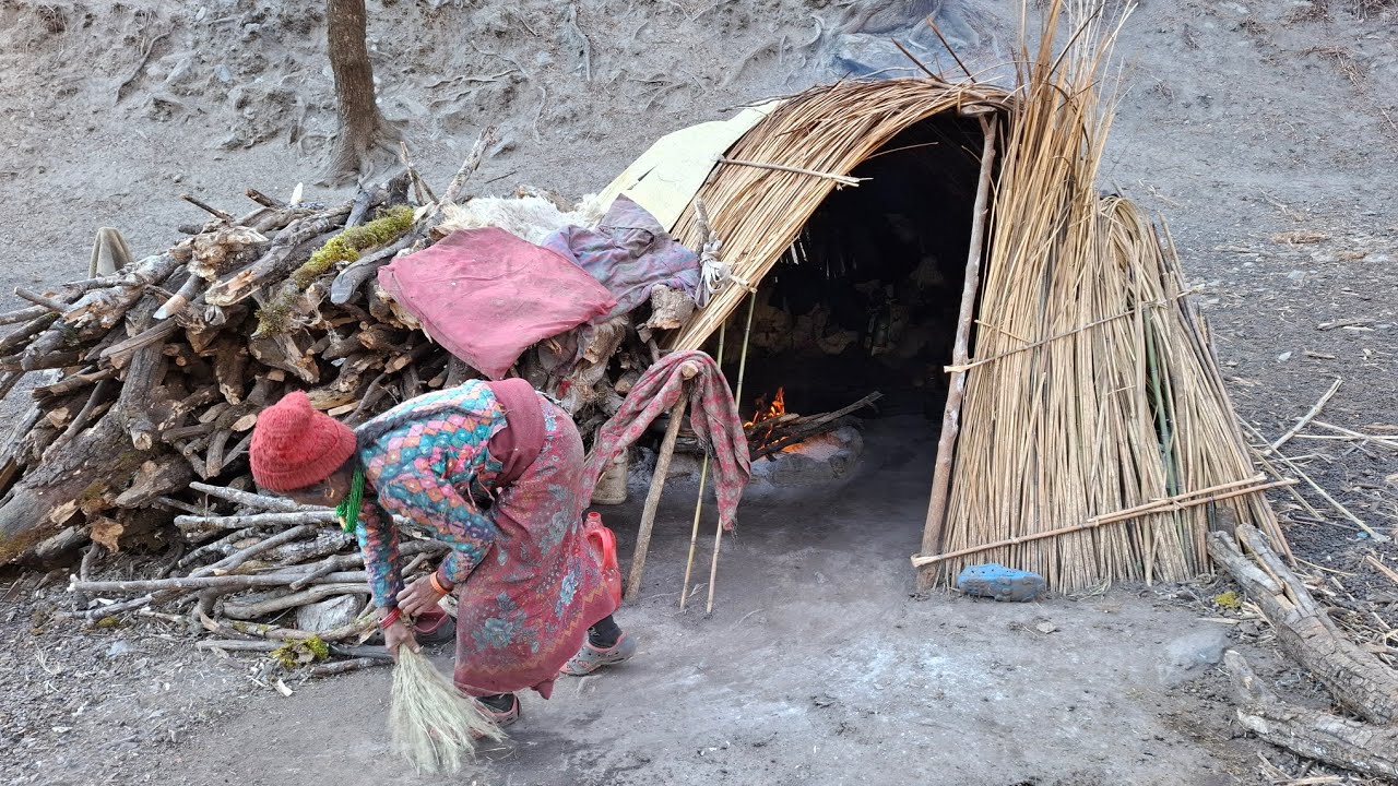 This is Himalayan Sheep Shepherd Family Life || Most Relaxing and ...