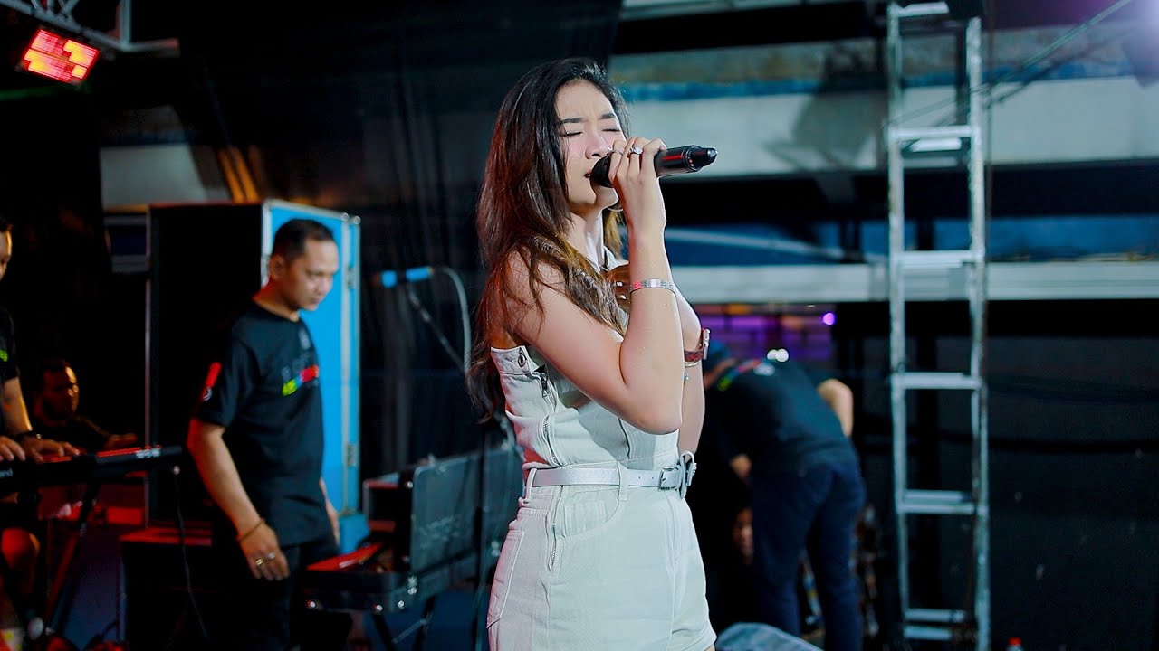 LALUNA MUSIC - JANGAN PERNAH BERUBAH - BUNGA PERMATA - BIRTHDAY PARTY ...