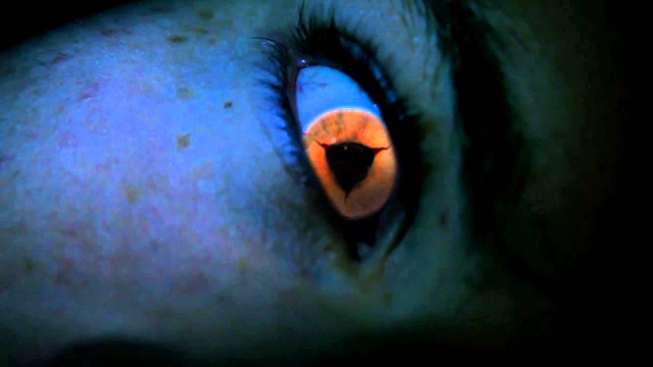 Michael Koorey Showreel Roto/Paint Compositor 2014 - YouTube