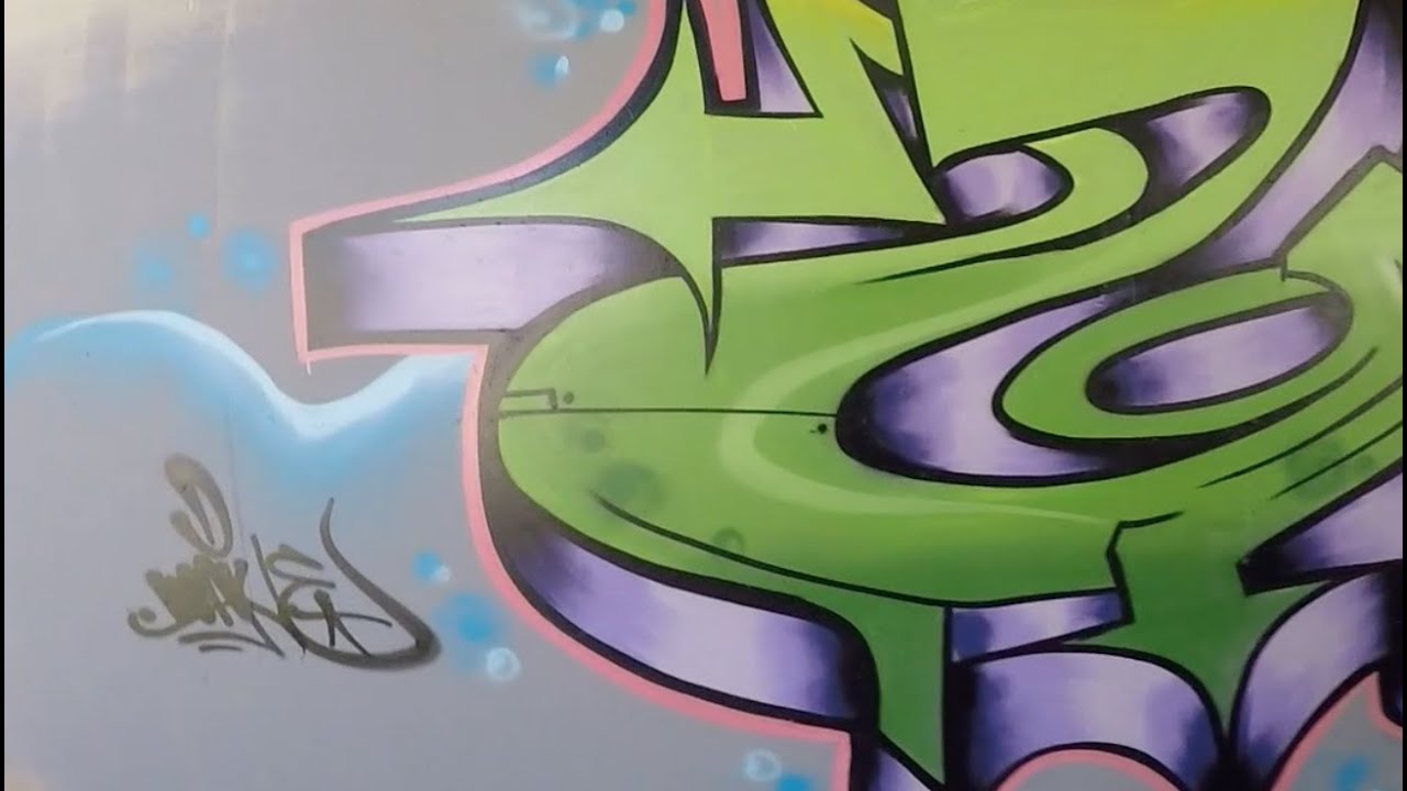 Green Machine | Graffiti | WaiveOne - YouTube
