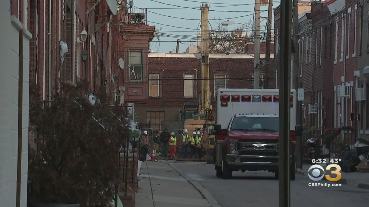 Crews Safely Securing Site Of South Philadelphia Gas Explosion - YouTube