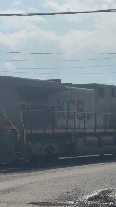 KCSM #4567 Grey Ghost AC44CW Idles in Port Reading Yard, NJ - YouTube