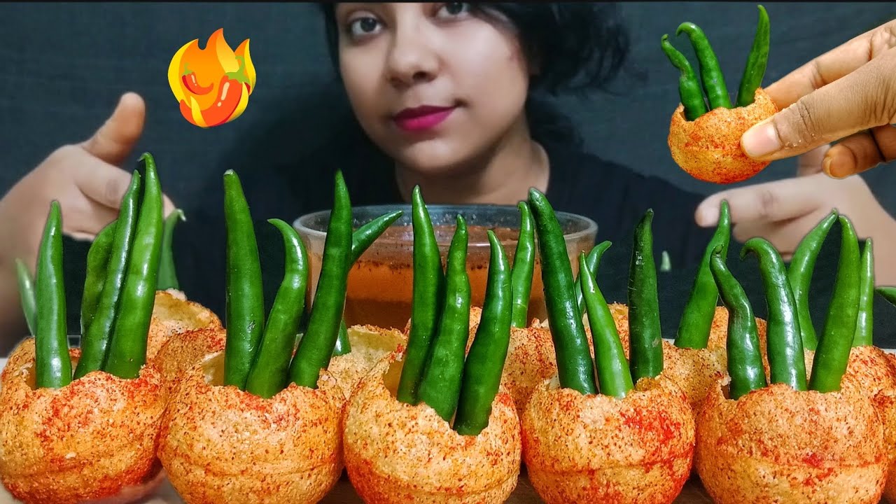 EATING GREEN CHILLI WITH PANIPURI CHALLENGE || SPICY PANIPURI EATING ...