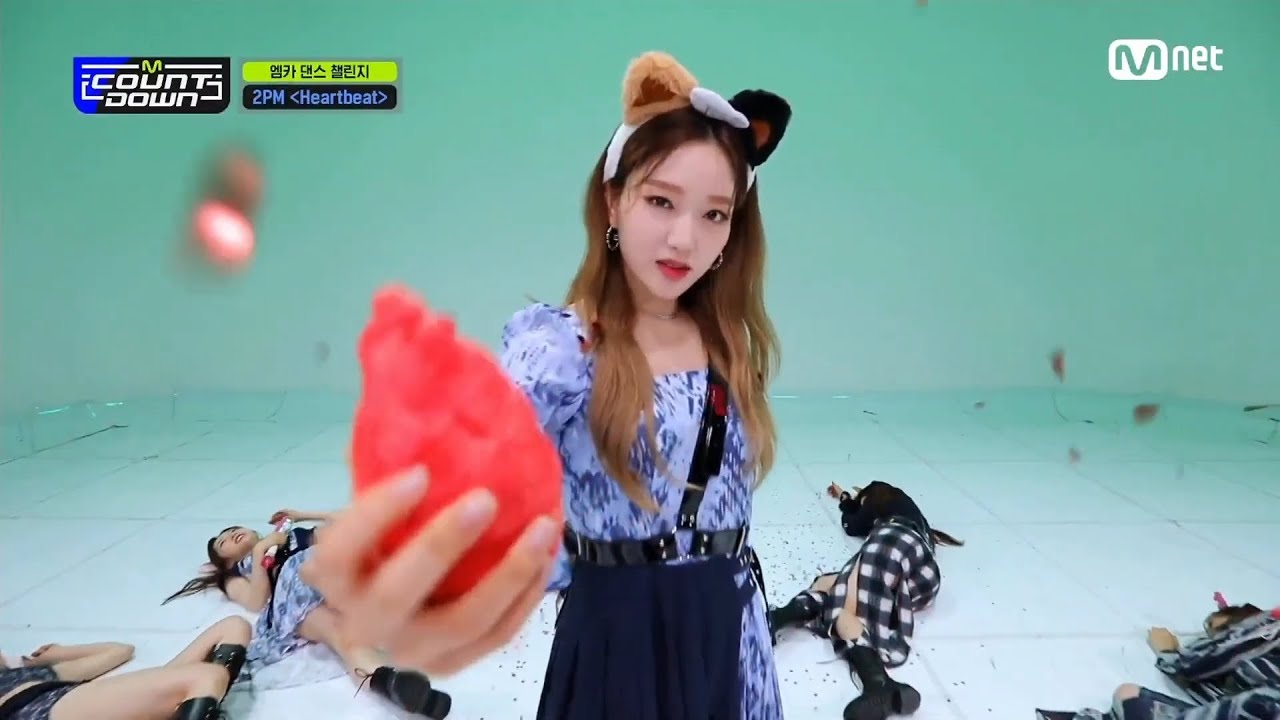 Challenge 2PM ( Heartbeat ) - Loona Cut - YouTube