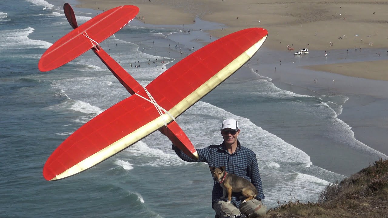Big Vintage Glider. Floating about the sky in perfect conditions. - YouTube