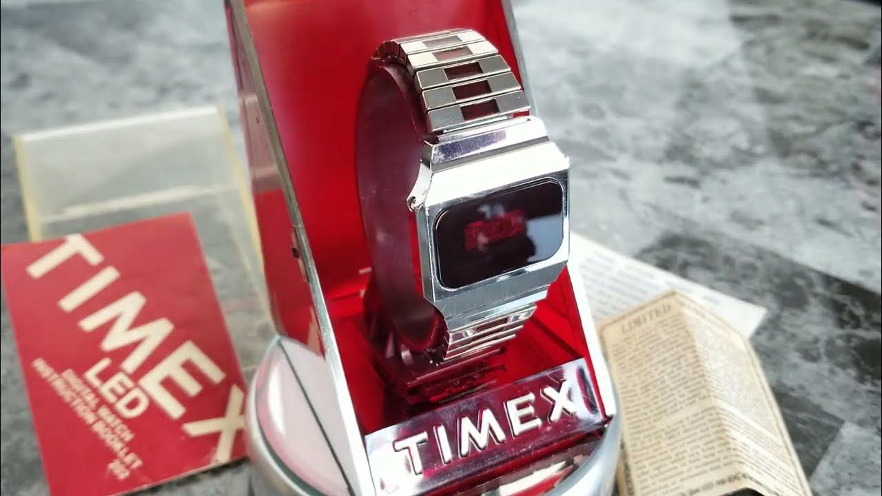 1977 Timex SSQ 202 LED Watch Box and Papers Rare Cylon Bracelet - YouTube