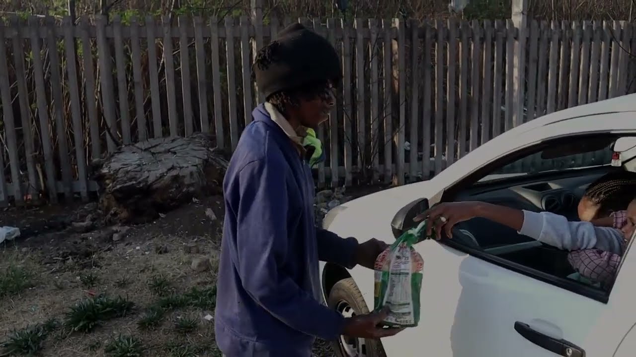 Little act of kindness, helping our brother in need. - YouTube