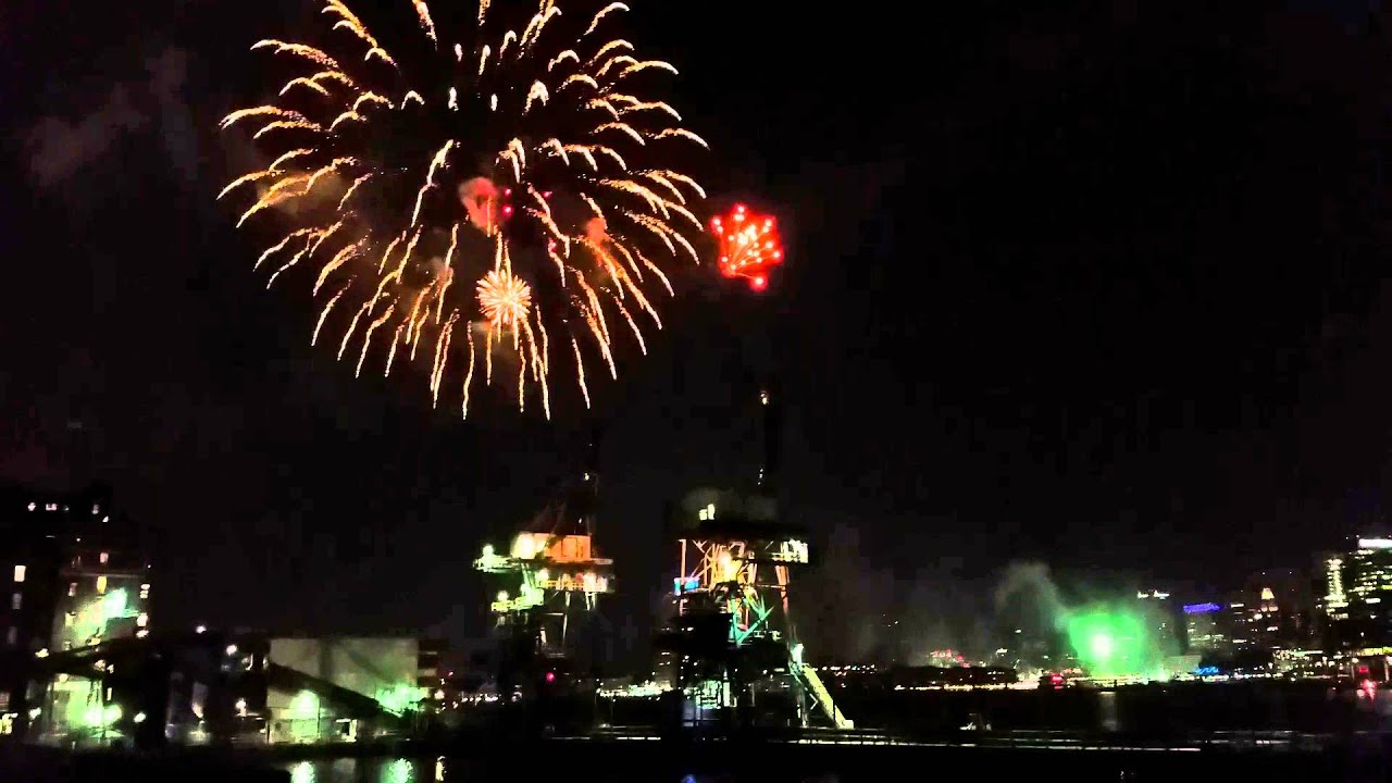 Happy New Year from Baltimore's Inner Harbor 2016 - YouTube
