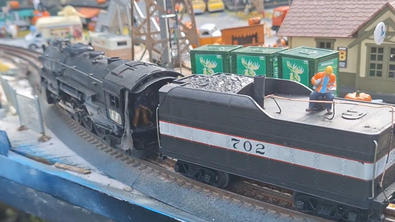 2-8-4 Steam Engine hauling Halloween float cars... - YouTube