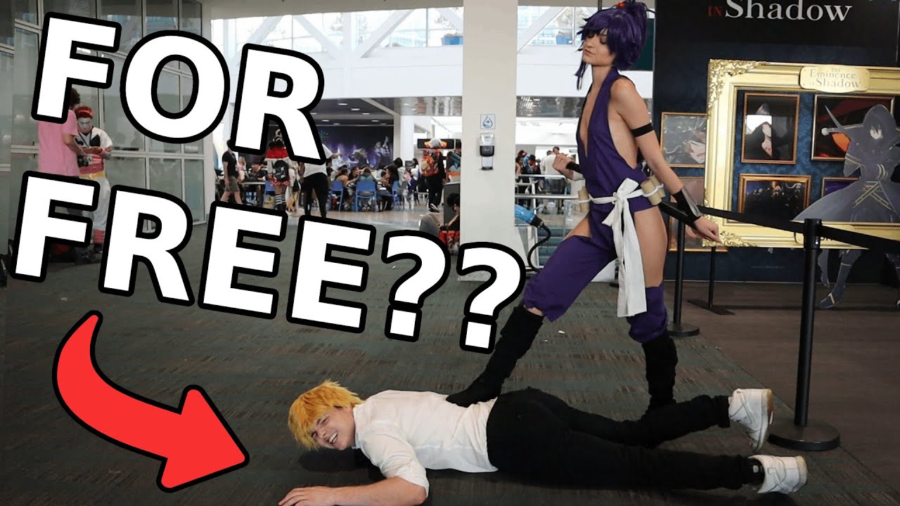 I Got Stepped On By 100 Cosplayers Youtube