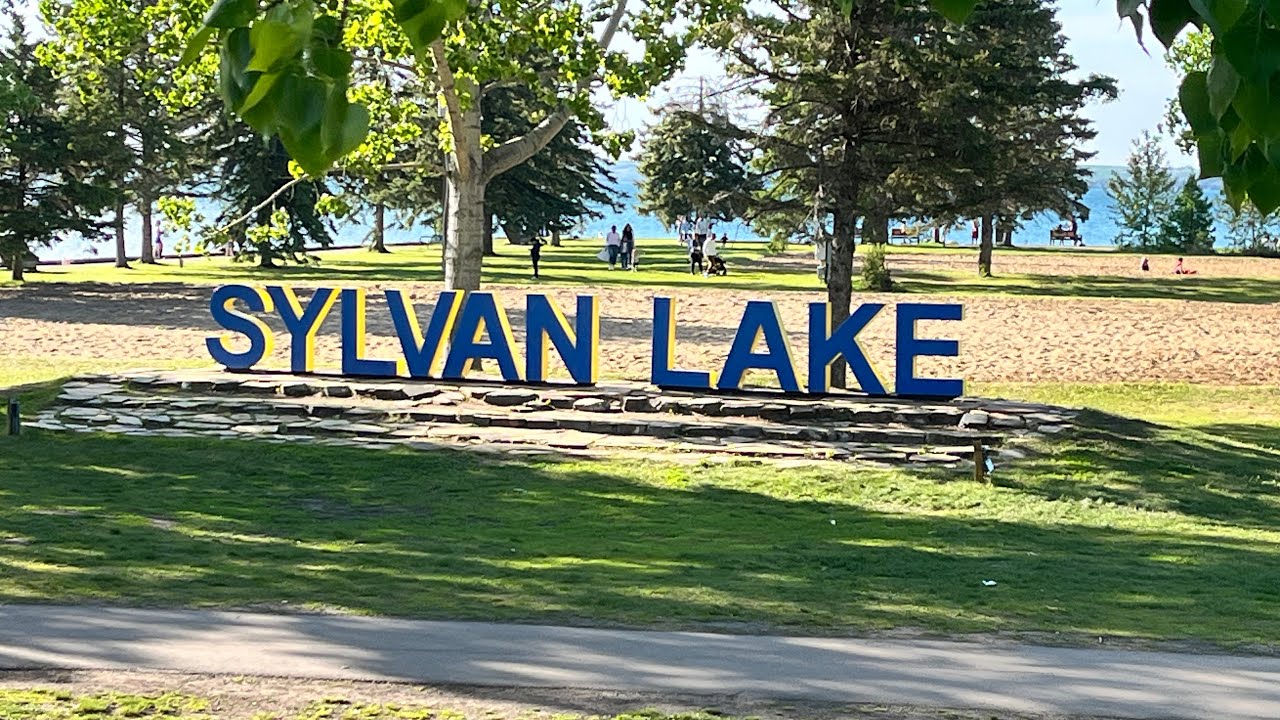 Sylvan lake#Beach town#Popular destination#tourism-activities#reddeer# ...