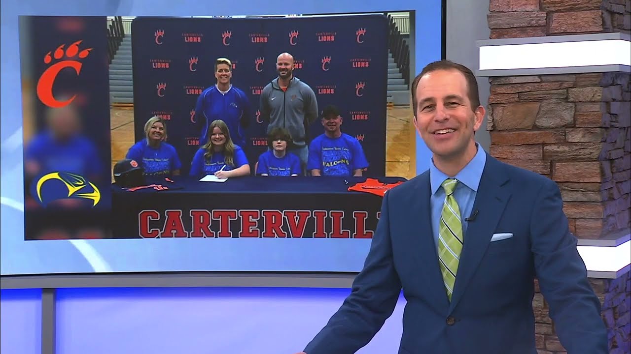 Carterville softball star Lacie Carr signs NLI to play for SIC - YouTube