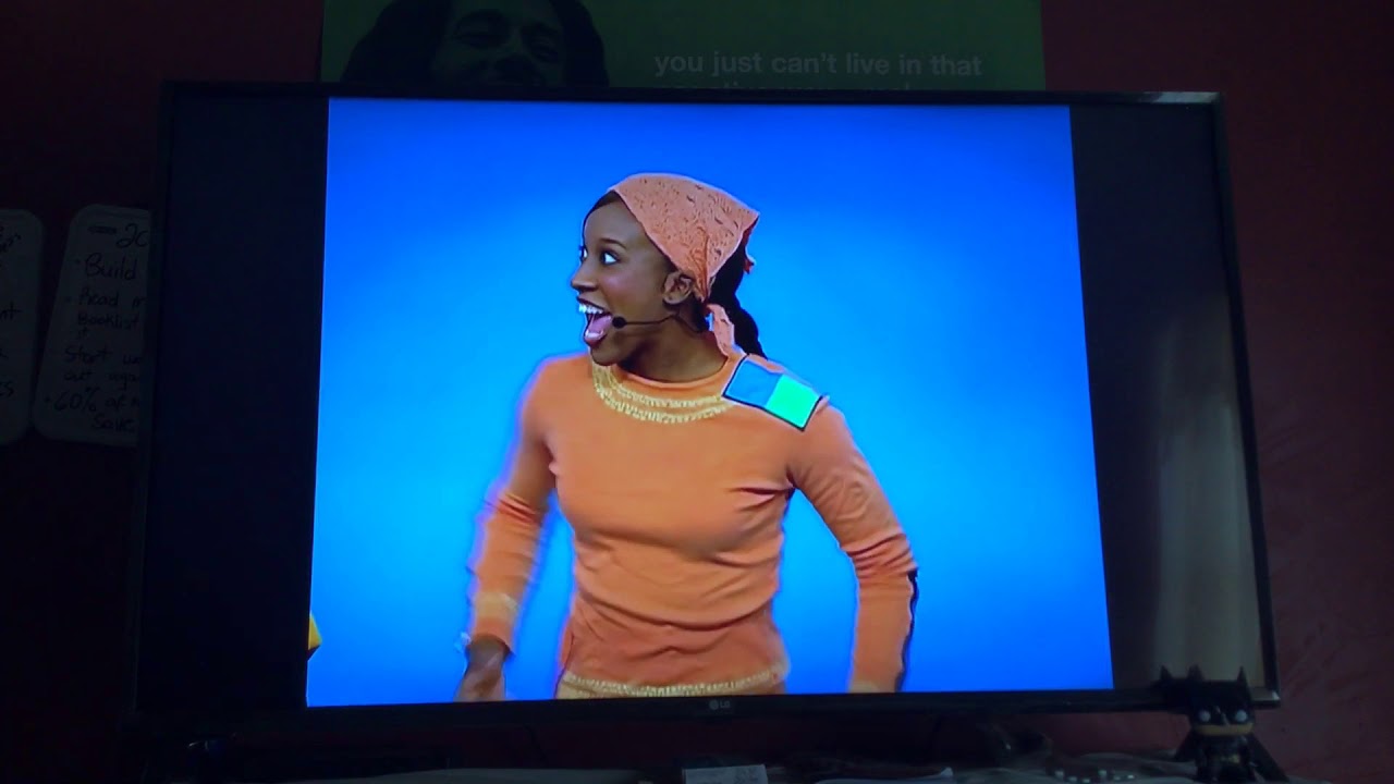 4 Square — “RHYTHM” with The Blue Square Beat Team - Apple Pie - YouTube