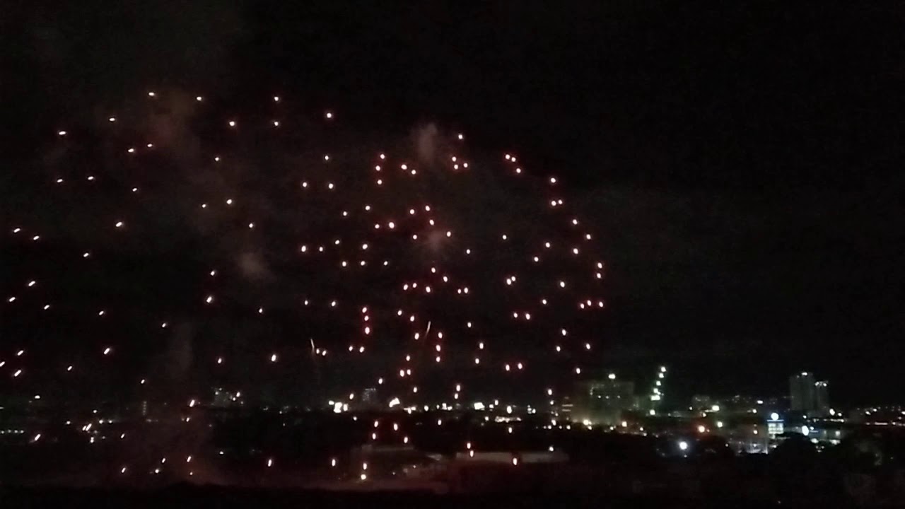 Cebu - Sinulog 2020 Fireworks @ SM CEBU - YouTube