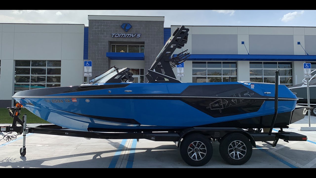 2020 Axis T22 Interior View Hull ID: AWRE8188F818 - YouTube