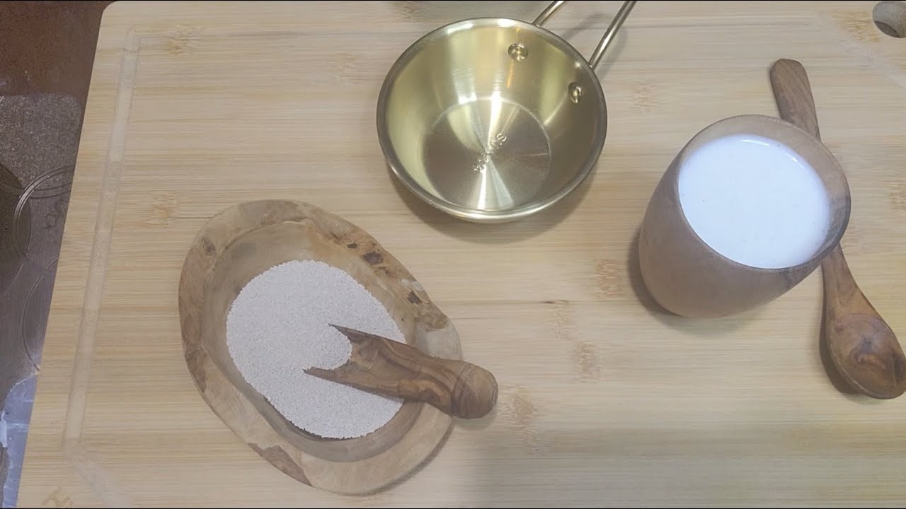 DIY Natural Face Mask for Glowing Skin, Dry Yeast and Milk Natural Face ...