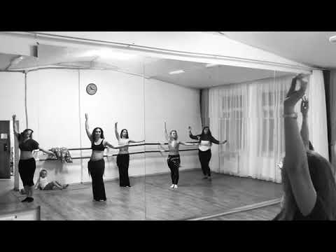 Hot and sexy arab BellyDance class | رقص شرقي مثير | عرب تيك توك  | #bellydance #bellydancer #twerk