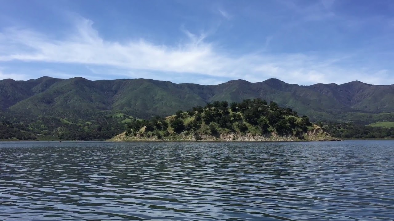 Boating on Lake Cachuma - YouTube