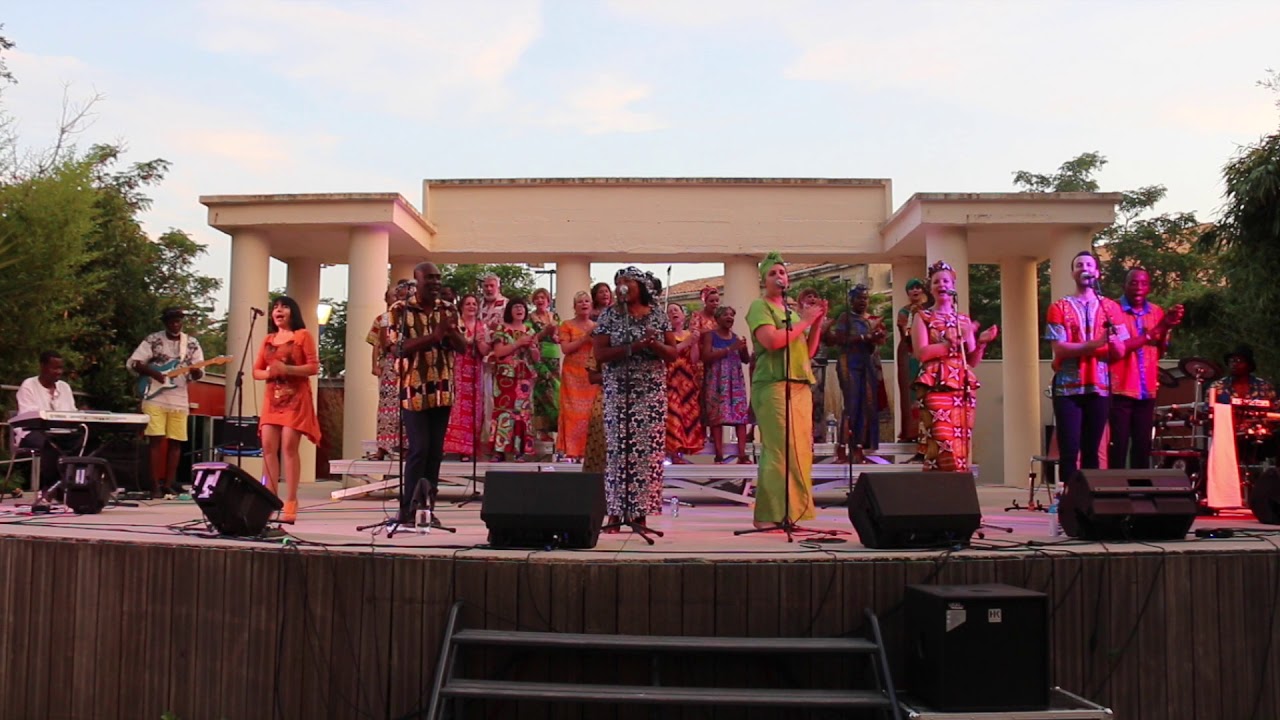 Somebodys Crying Lord Khumbaya Kumbaya Gospel Choir Montpellier