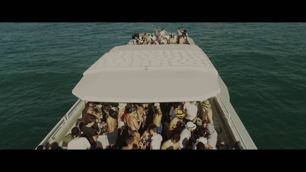 EPIC Launch Boat Party ! - YouTube
