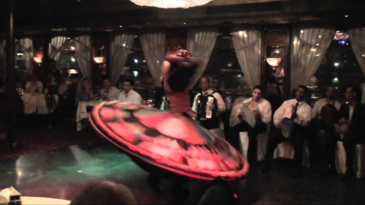 Egyptian spin dance - YouTube