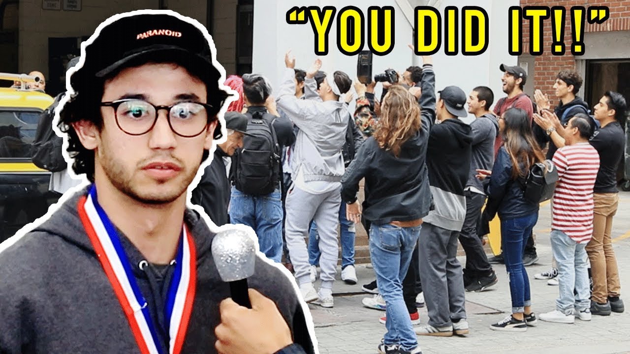 Clapping For People Coming Out Of Bathrooms - YouTube