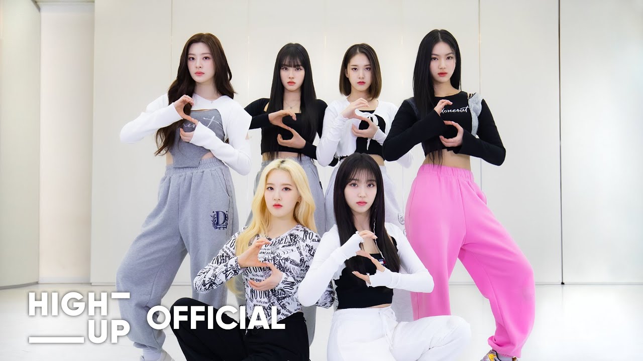 STAYC(스테이씨) 'RUN2U' Dance Practice - YouTube