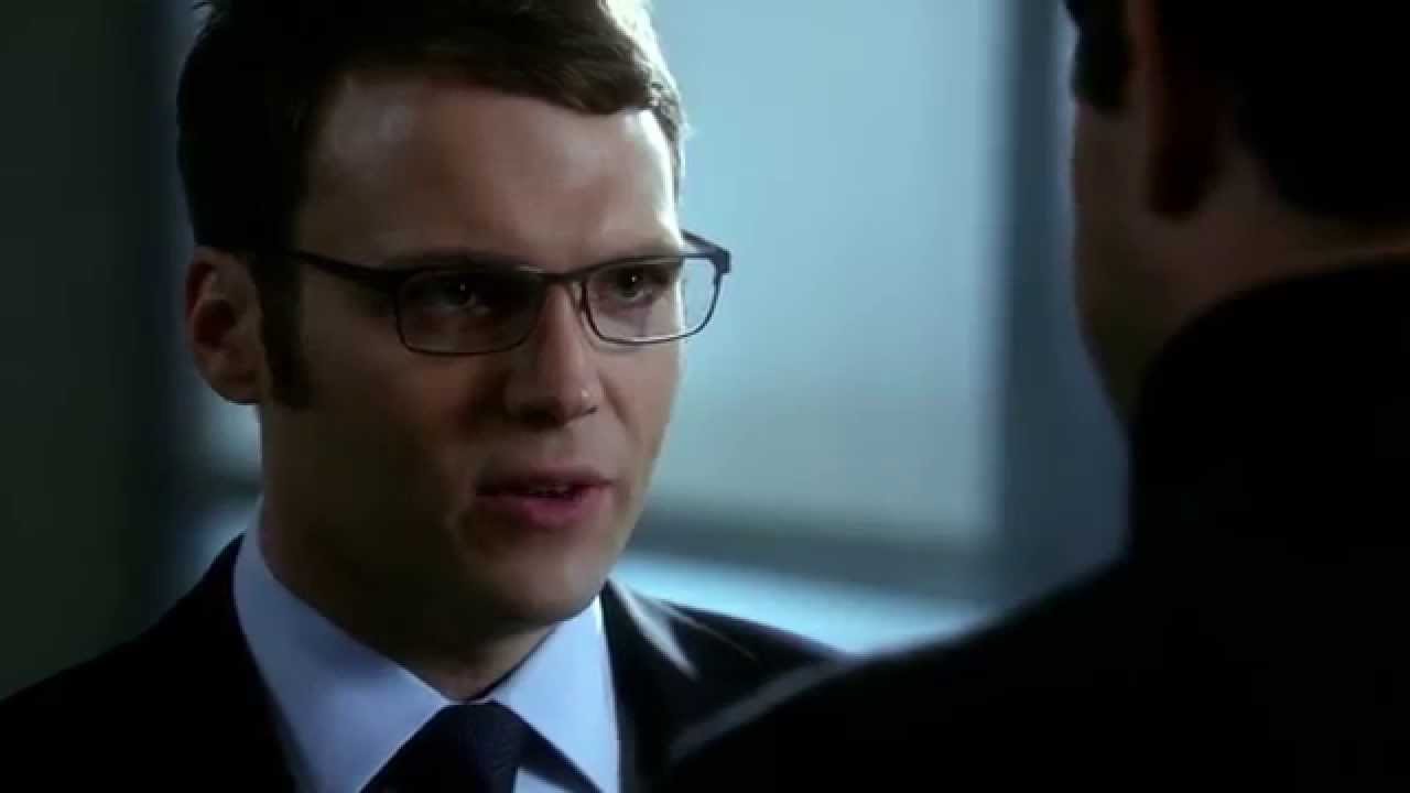 Lincoln Lee's Theme Scenes - FRINGE - YouTube