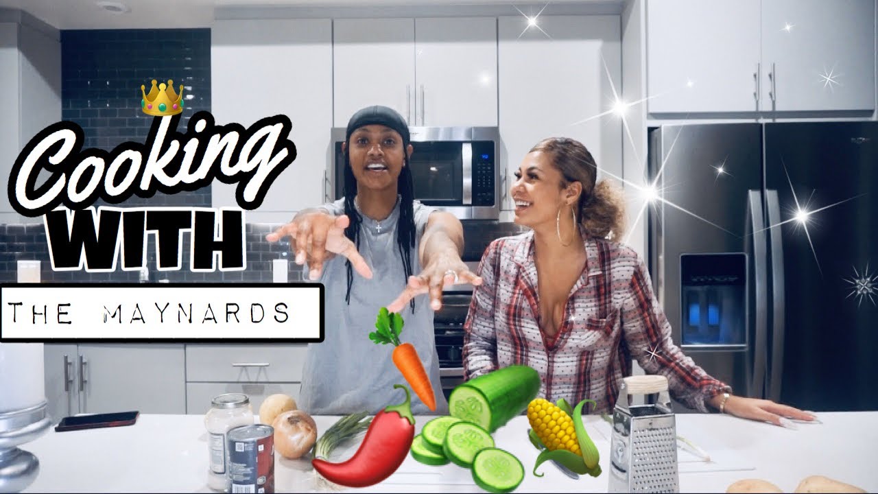 COOKING W THE MAYNARDS🥢🥡 - YouTube