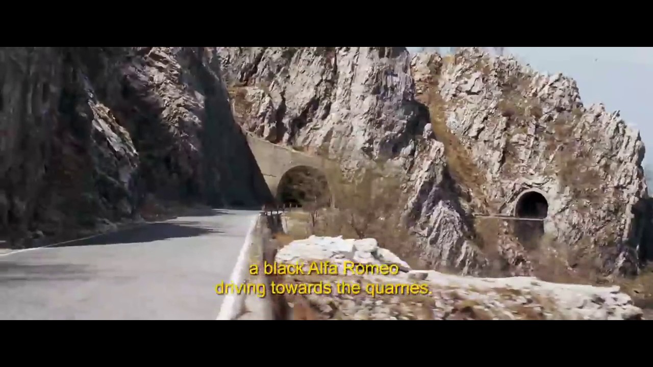 James Bond - Quantum of solace opening HD! - YouTube