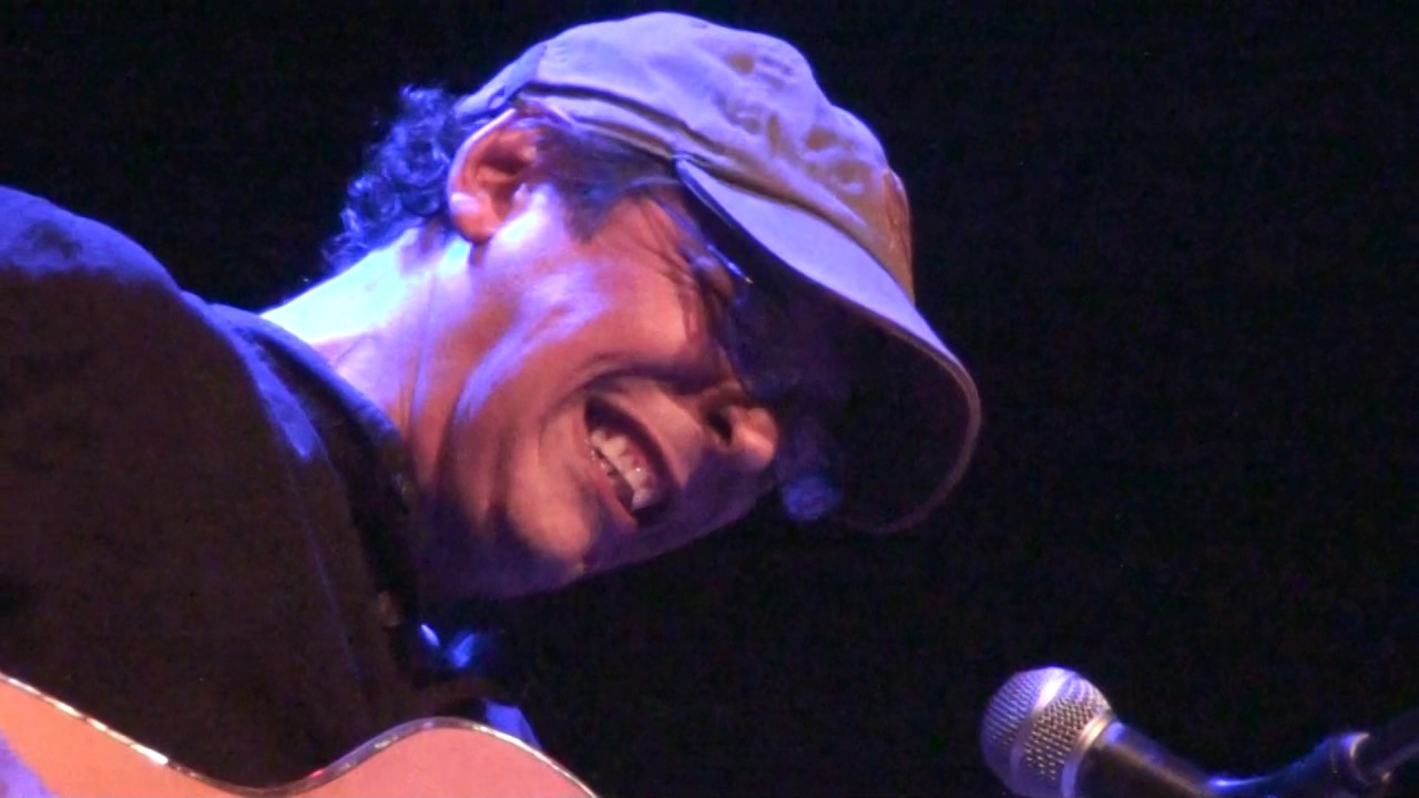 Ben Waller Infinity Hall Norfolk Open Mic May 25, 2017 - YouTube