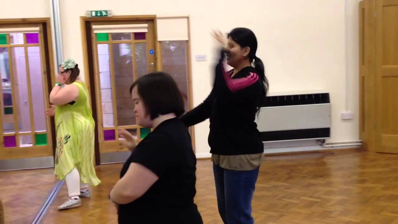 Steps dance class - Macarena - YouTube