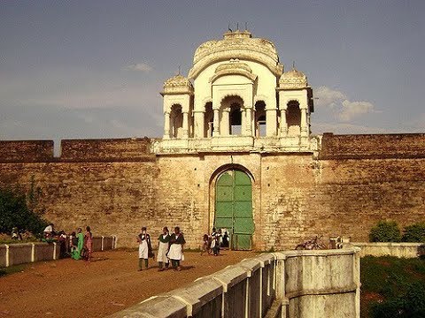 300 Yrs Legacy of Vizianagaram Gajapathy Raju Dynasty and Port ...