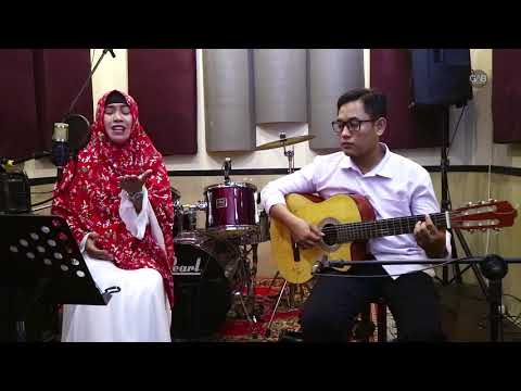 Andai Aku Bisa (Chrisye) Cover by Christiana (Mak Hwa) & Rian HP