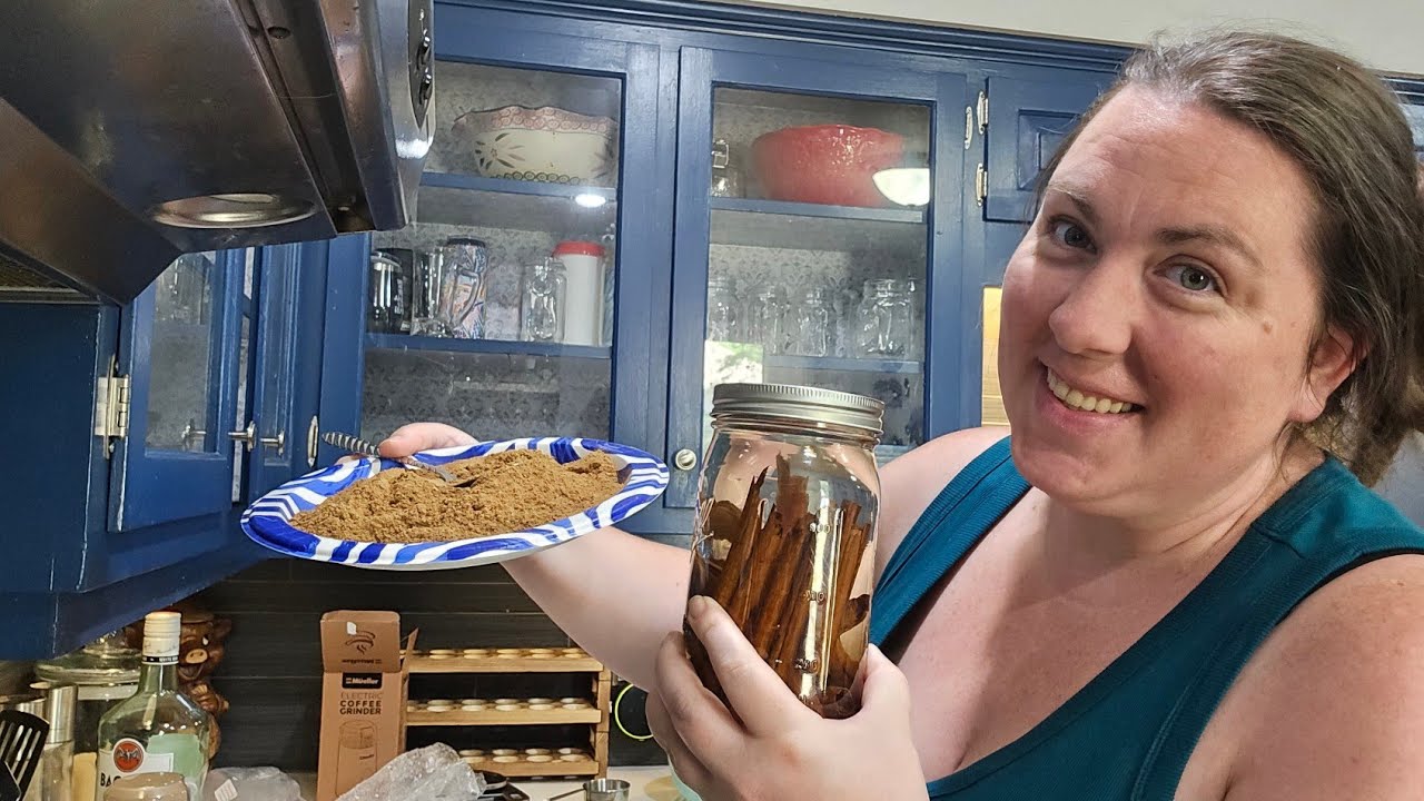 HOW TO MAKE CINNAMON EXTRACT AND CINNAMON POWDER FROM CINNAMON STICKS ...