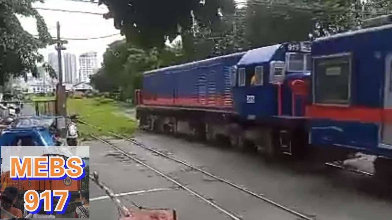 PNR DEL 919 + EMU 4 at Tayuman (August 4 2019) - YouTube